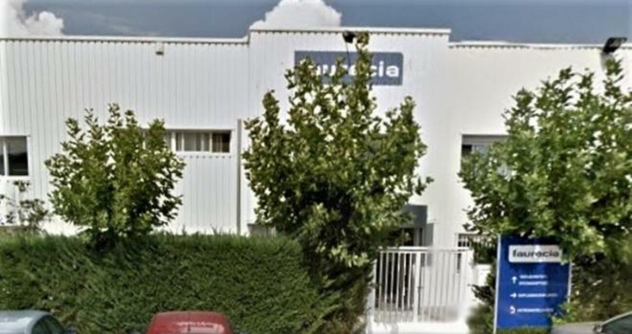 Faurecia vende sistemas acústicos y térmicos a Adler Pelzer