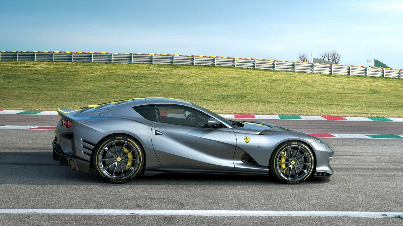 Ferrari V12 Superfast, el coche de calle más potente