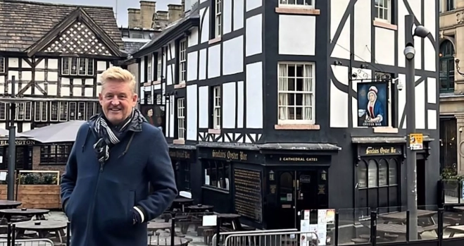 Wayne Griffiths viaja a sus orígenes y los de Cupra