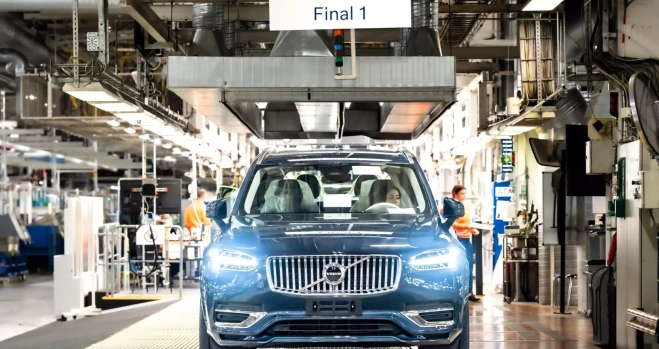 Volvo envía al museo su último coche diésel