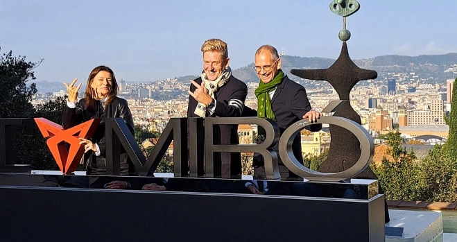 Cupra se impregna del espíritu rompedor de Joan Miró