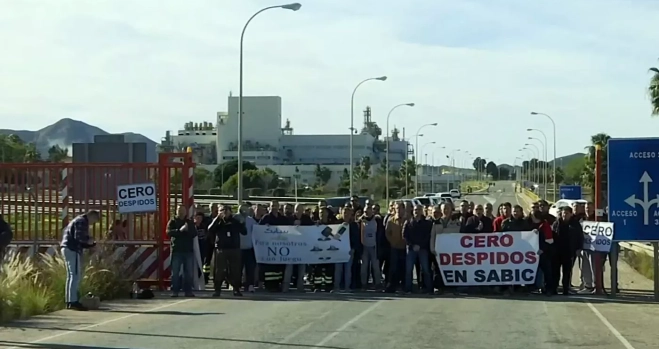 Cartagena se moviliza contra el cierre de la planta de Sabic