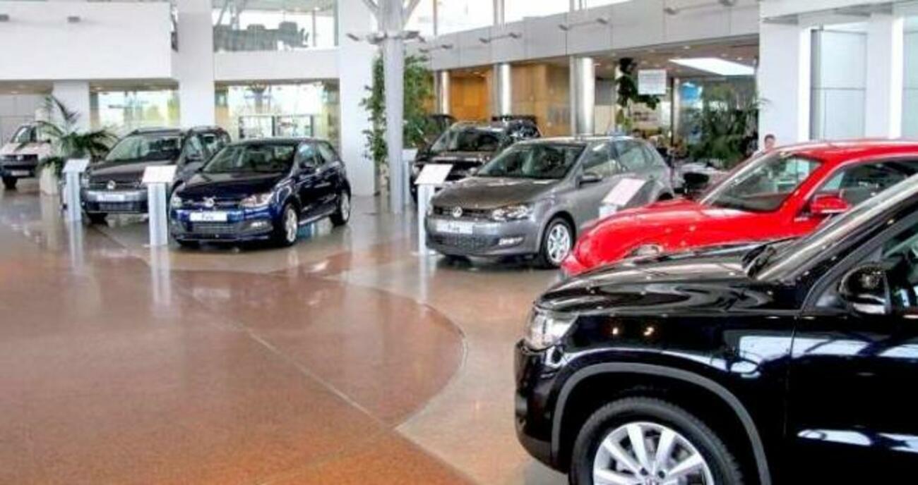 Los concesionarios preparan automatriculaciones de coches